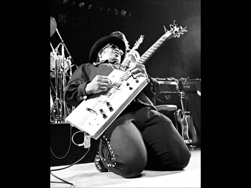 Bo Diddley - Pretty Girl - YouTube