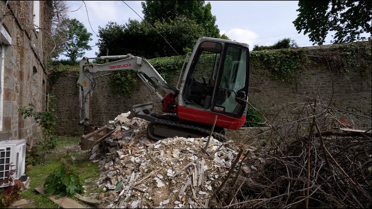 Conquering Rubble Mountain! - YouTube