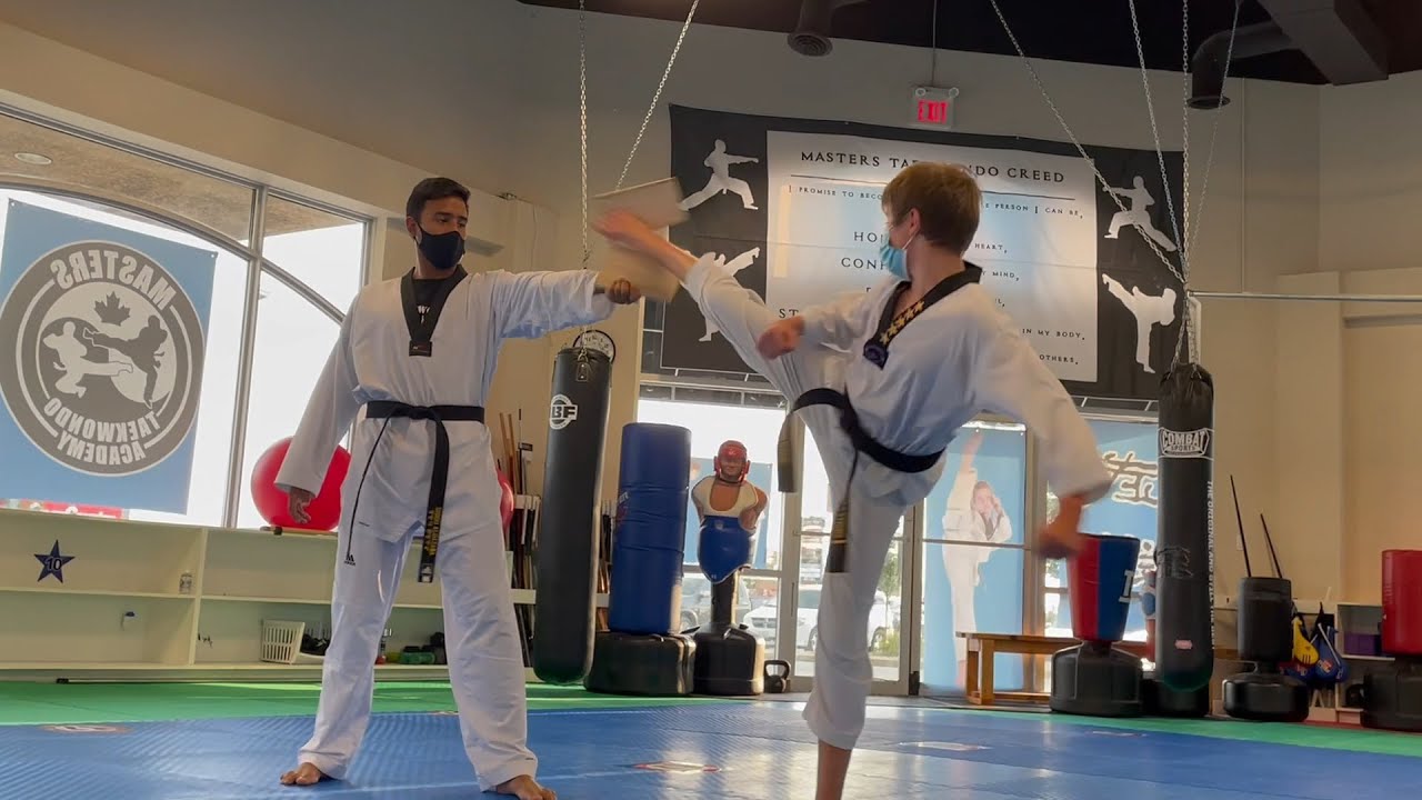 TAEKWONDO BREAKING TECHNIQUES - YouTube