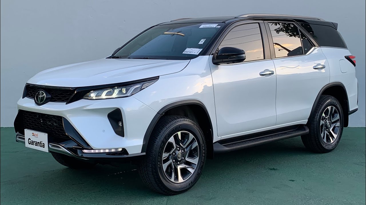 Toyota Sw4 Diamond 2.8 Aut. 4x4 7 Lugares 2023/2024 Branca 0Km - YouTube