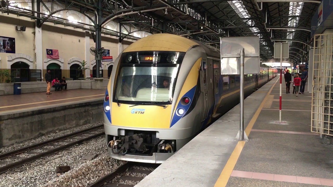 KTM ETS Hyundai Rotem Class 91 EMU Set 101 departing at Kuala Lumpur ...