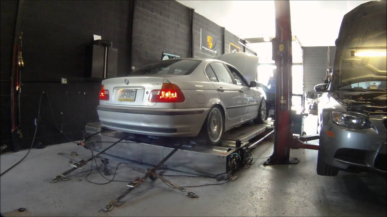 BMW S54 sedan dyno day at TTFS - YouTube