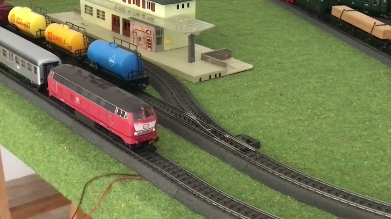 BR 216 068-7 verkehrsrot Delta Märklin H0 Art-Nr. 3373 - YouTube