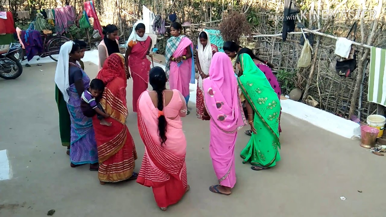 // बैगा जनजाति नृत्य//Amaniya Reena Baiga Dance - YouTube