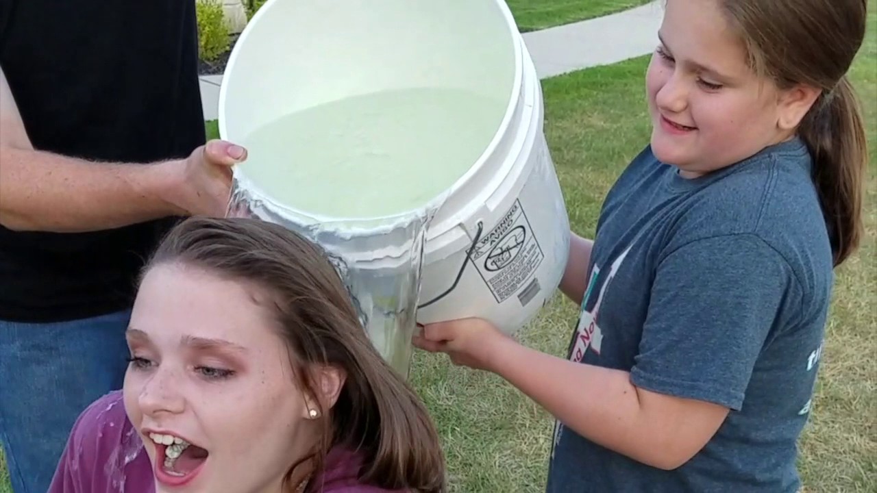 Lakeway Baptist Church 2017 VBS Ice Water Dunk - YouTube