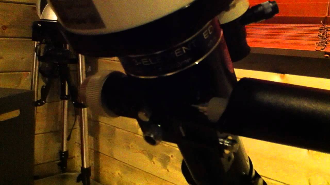 Astronomy shed USB focuser working with a Meade 127 APO refractor - YouTube
