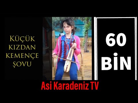 Küçük Kızdan Kemençe Şovu