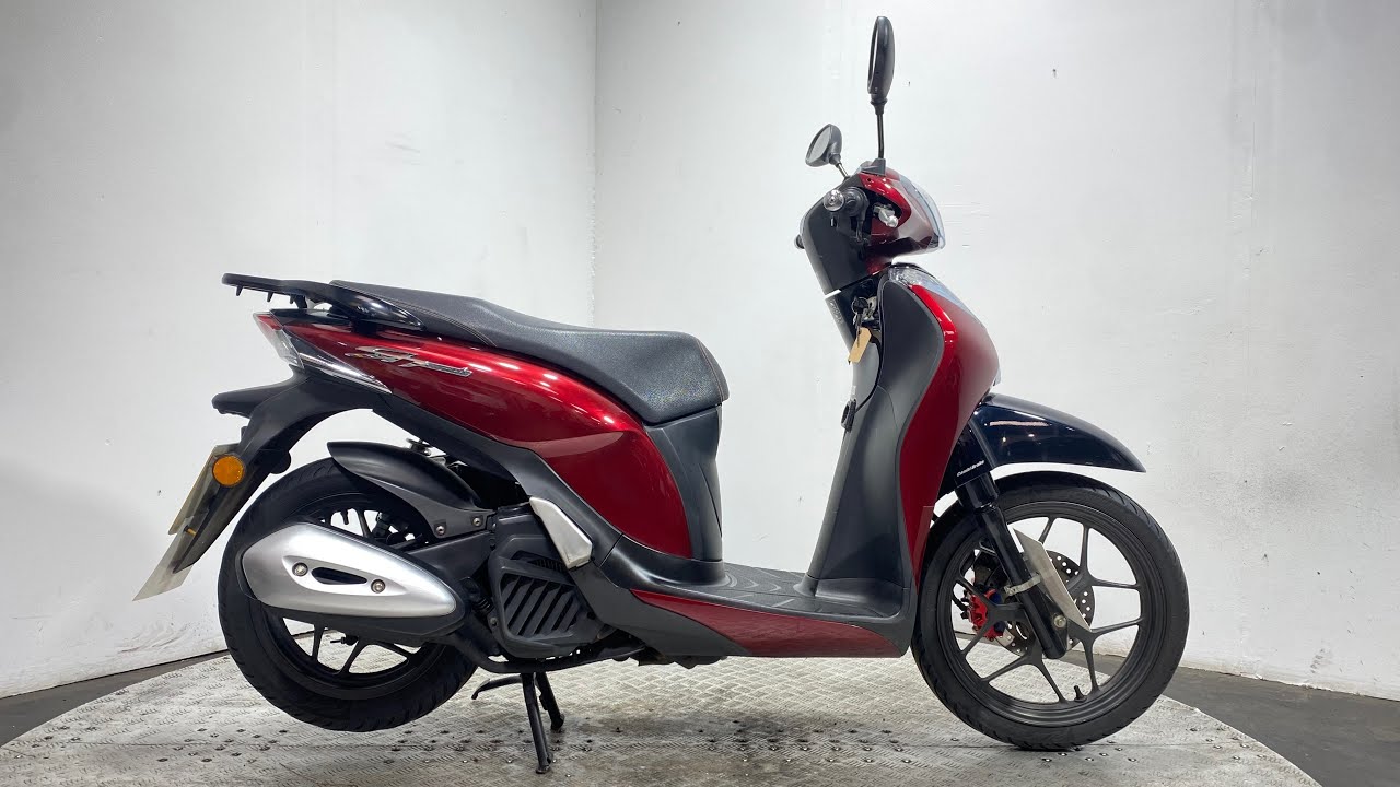 HONDA SH125 MODE ANC 2017 18K WALK AROUND / RUNNING VIDEO - YouTube