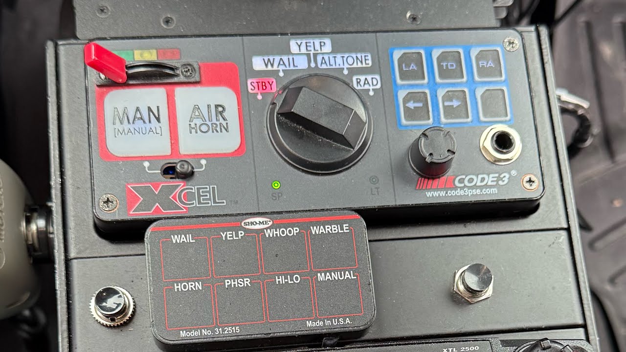 Code 3 Banshee & Undercover Siren including some Rumbler action - YouTube