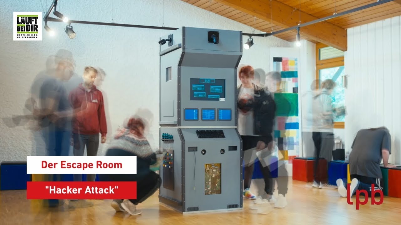 Escape Room „Hacker Attack“ - YouTube