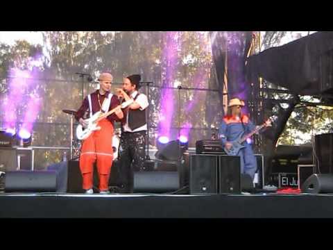 Rautavarasto - Äiti Pojasta Pappia Toivoi