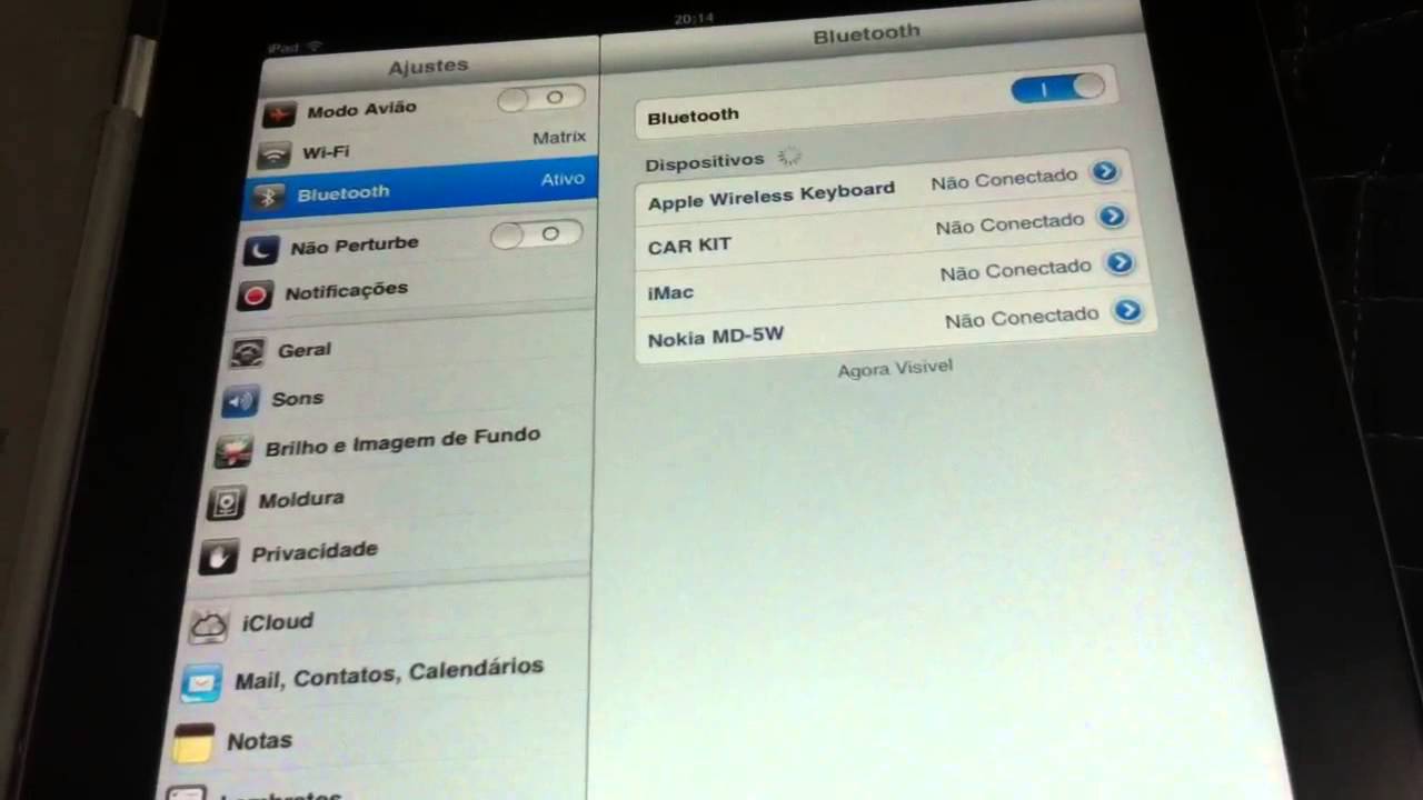 Como parear fone bluetooth plantronics com iPad - YouTube