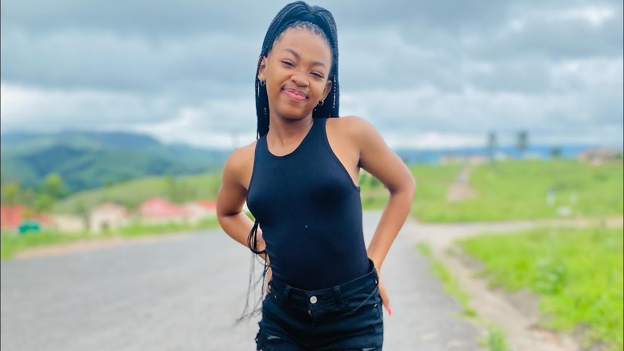 BabyFace Womdantso Dancing Moments @Womdantso_0 - YouTube