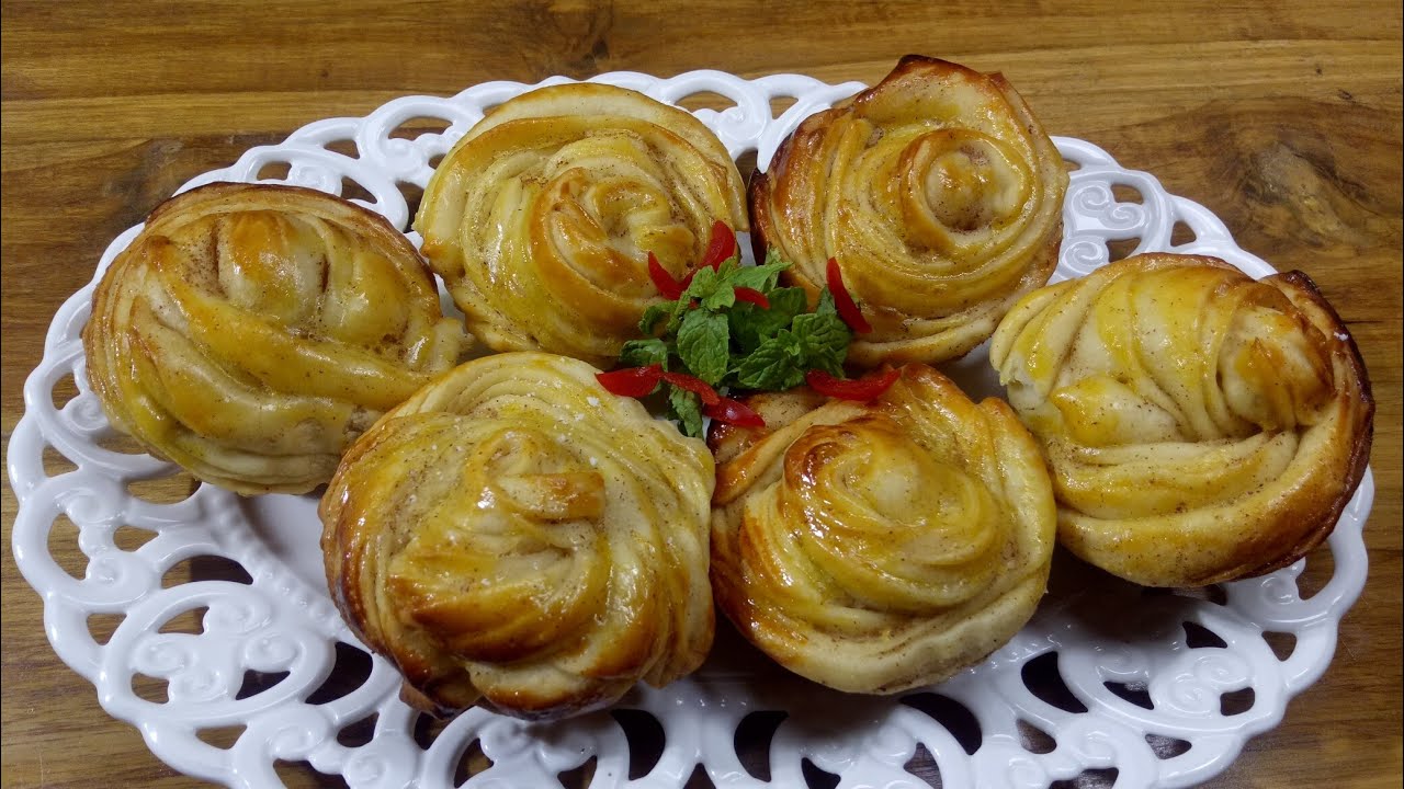 Sweet Rose Bread in stove/হাতে তৈরি চুলায় করা মিষ্টি পাউরুটি/Sweet Bread Recipe - YouTube