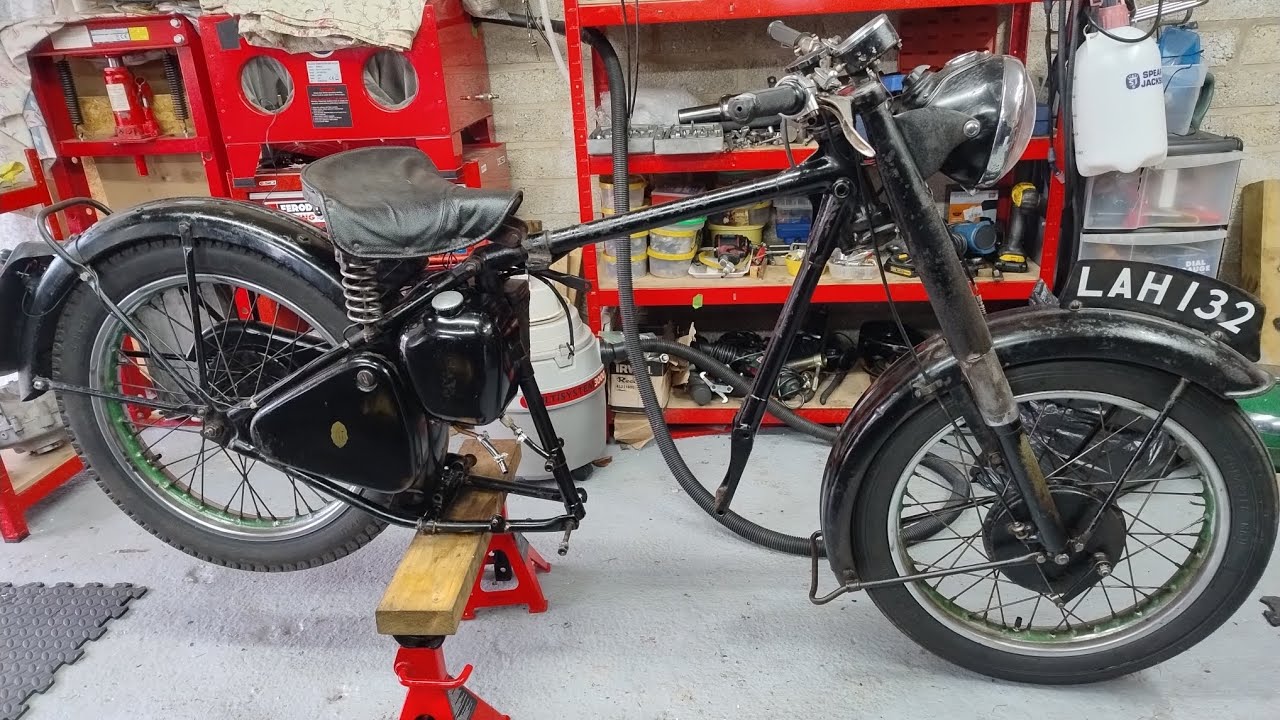 BSA B31 Worn Centre Stand/Engine Plates - YouTube