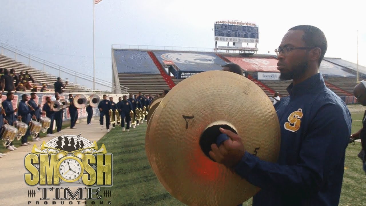 Southern University Human Jukebox Marching In Port City BOTB 2019 - YouTube