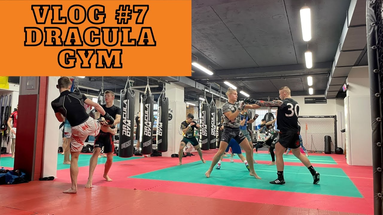 Jeden deň v DRACULA GYM-e #vlog7 - YouTube