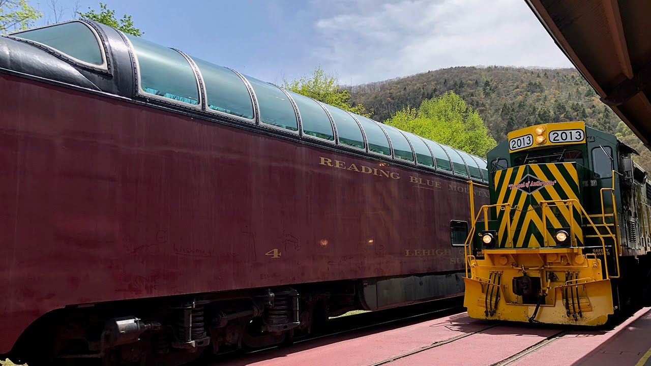 Riding the Lehigh Gorge Explorer Superdome car | Lehigh Gorge Scenic ...