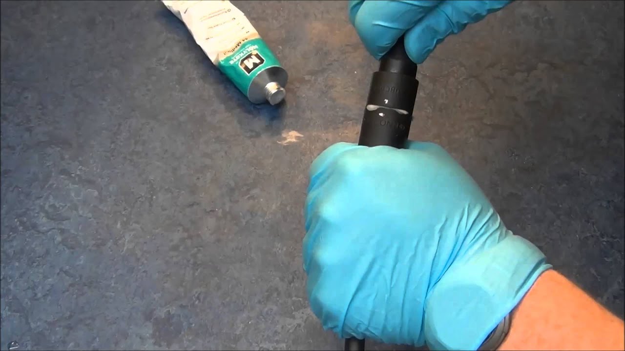 SubConn greasing and mating under water (wet mate) - YouTube