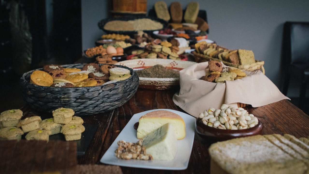 How To Cook Legumes | In The Kitch with Momma Cuisine - YouTube