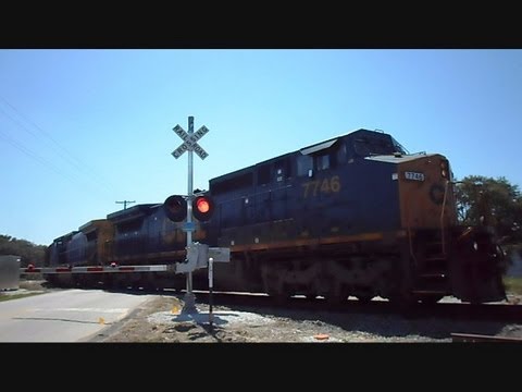 CSX Train Out Of Port Of Tampa - YouTube
