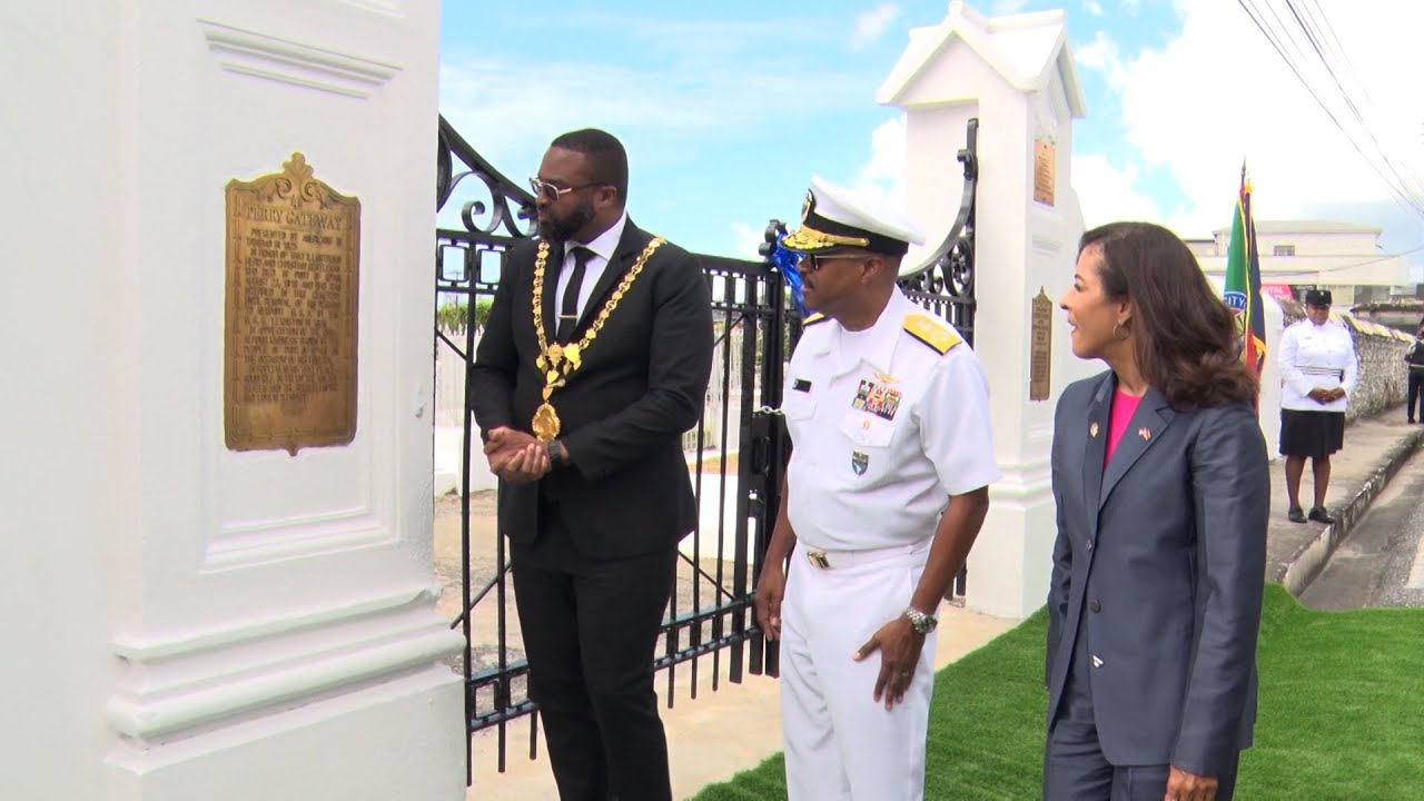 US And T&T Collaborate To Renovate Perry Gate Monument - YouTube