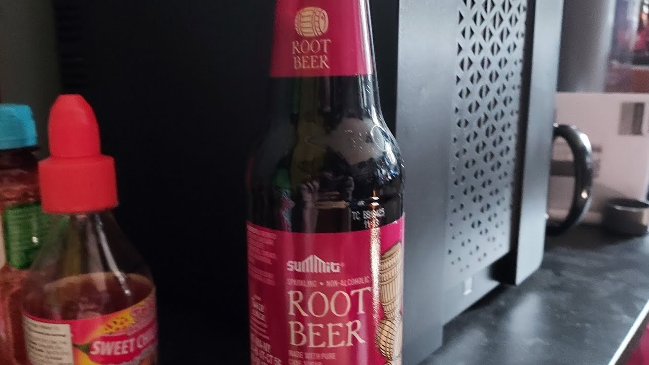 SUMMIT ROOTBEER ( Aldi Food Market Brand) Sip N Review - YouTube