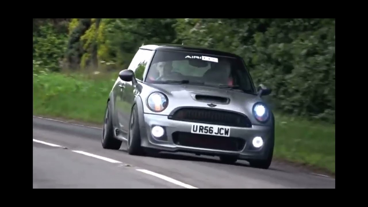 Mini Cooper S R56 JCW Entering car show - YouTube