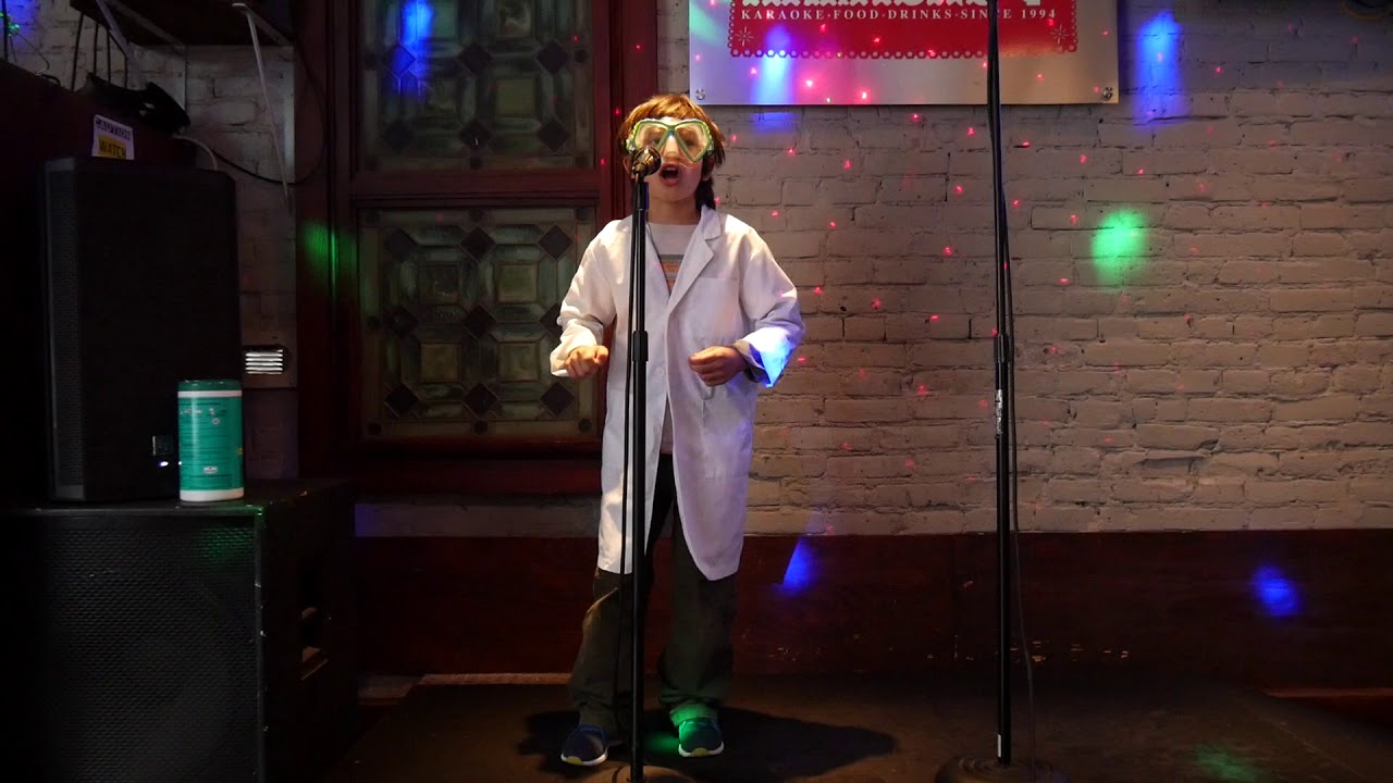 Dare to be stupid- Weird Al Karaoke Blaise Bowers - YouTube