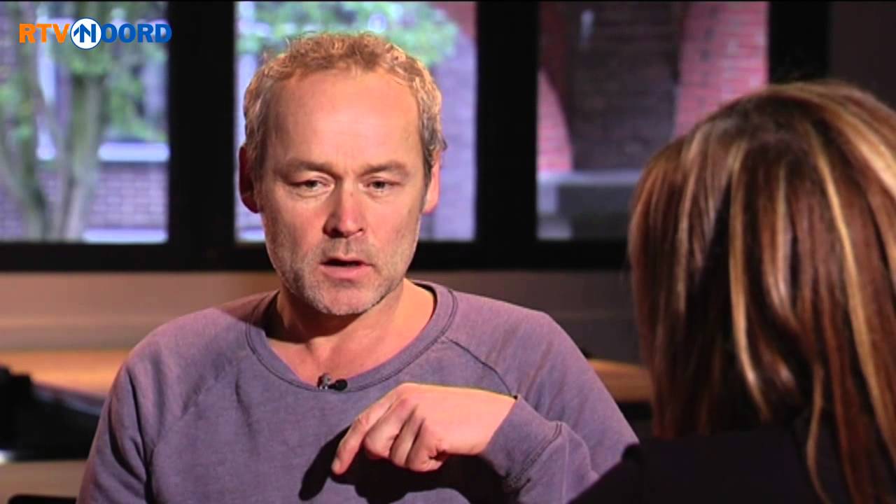 Acteur Marcel Hensema in Boven het Maaiveld [17-11-2013] - RTV Noord ...