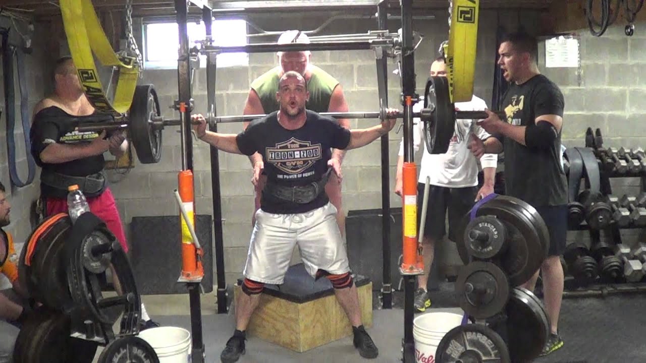Mario 380 x 2 Squat, Dukes Iron Zoo - YouTube