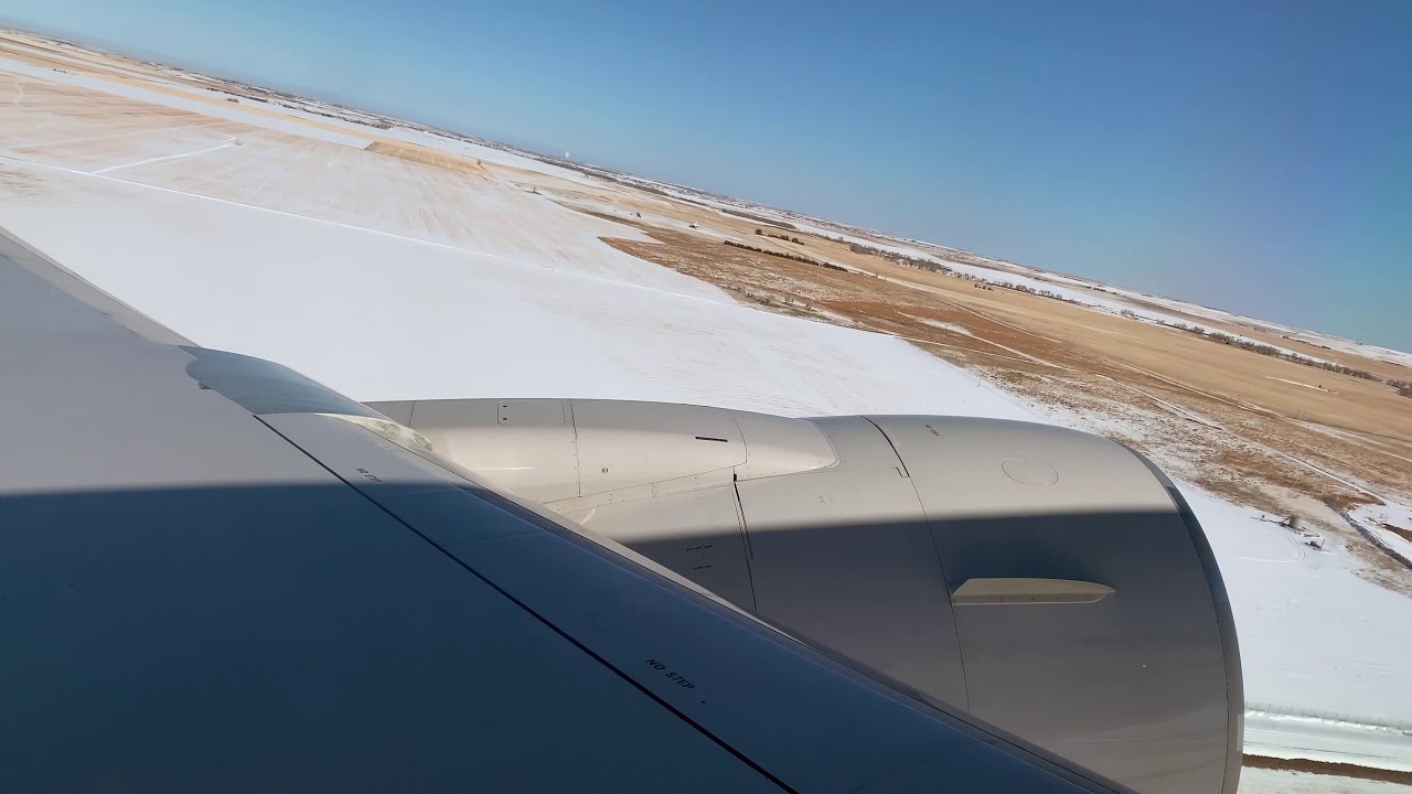 United 767-300 Takeoff - YouTube