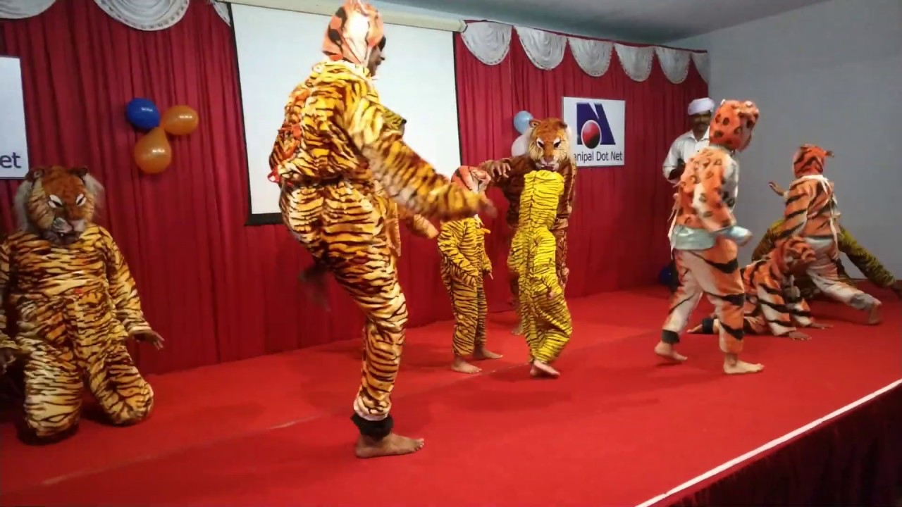 Tiger Dance @ MDN Children's Day 2018 - YouTube