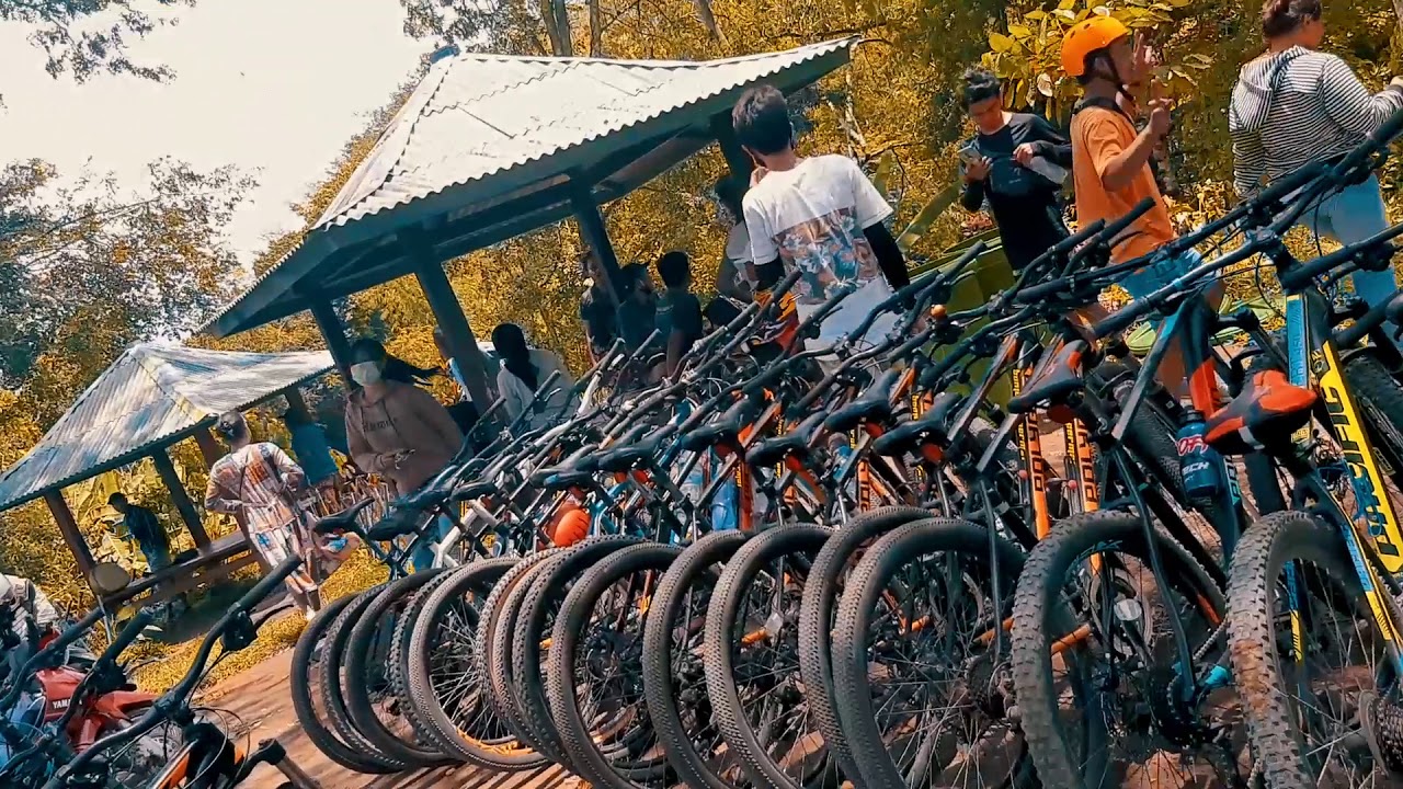Fun bike - YouTube