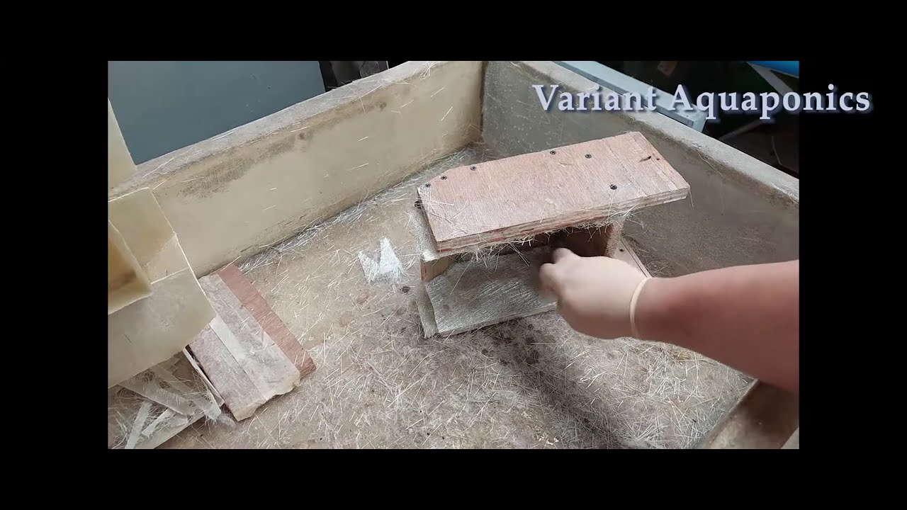 Fiberglass: molding simple shapes - YouTube
