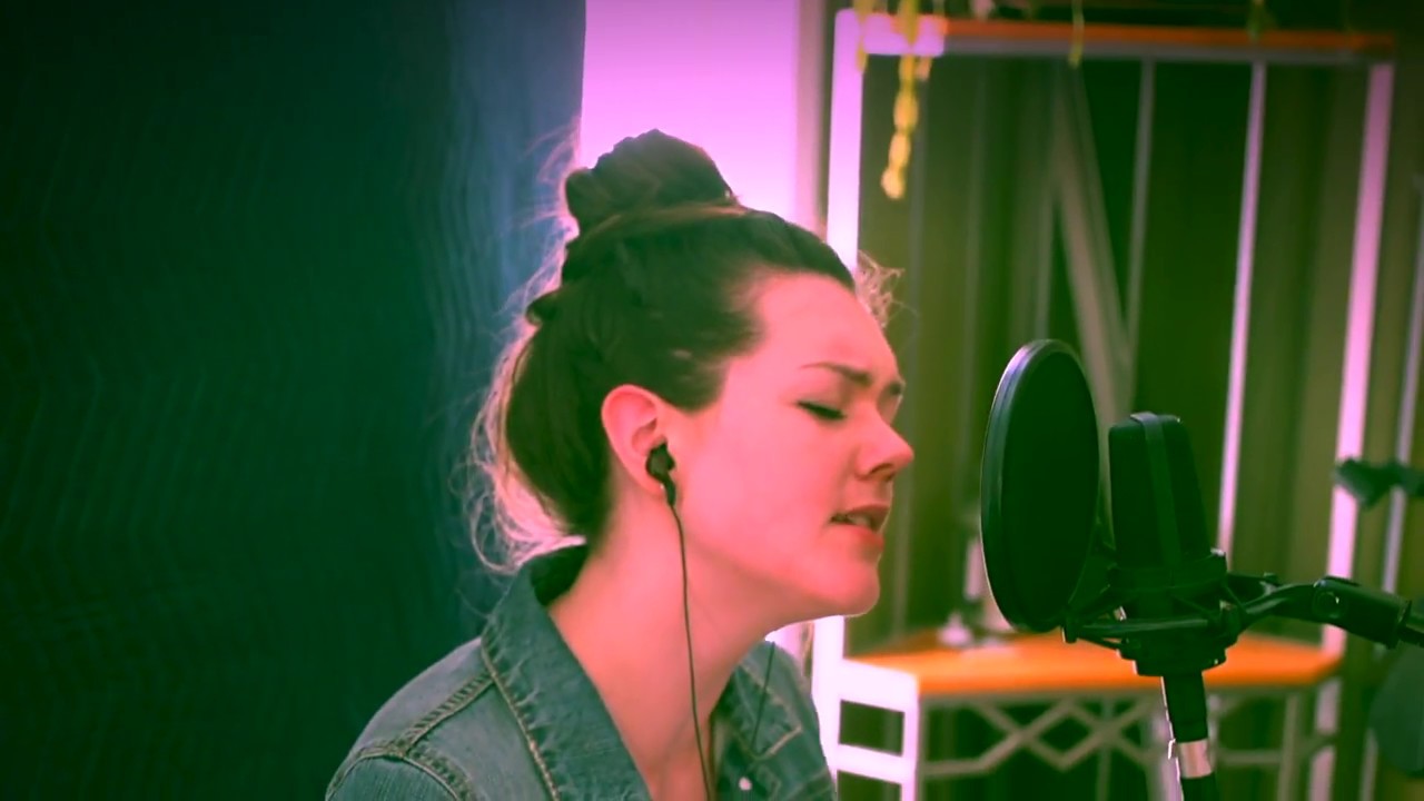 Cold Blooded - Khalid - Mikalyn Hay Covers - YouTube