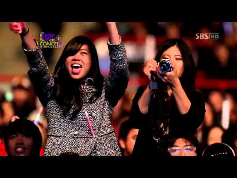 2NE1 - I AM THE BEST SBS Super Concert in America 2012