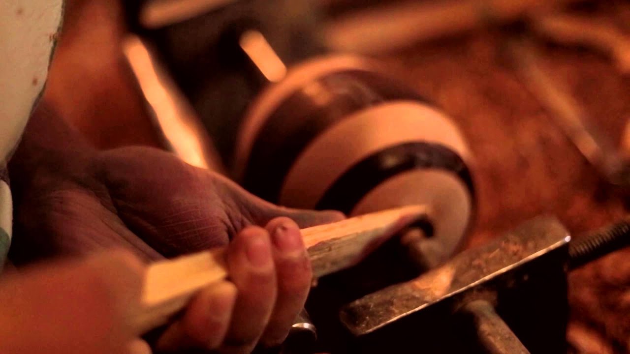 Balero - Juguetes de madera mexicanos San Antonio la Isla - YouTube