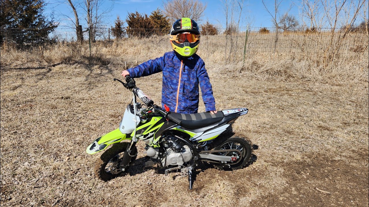 Thumpstar 70CC Dirt Bike - YouTube