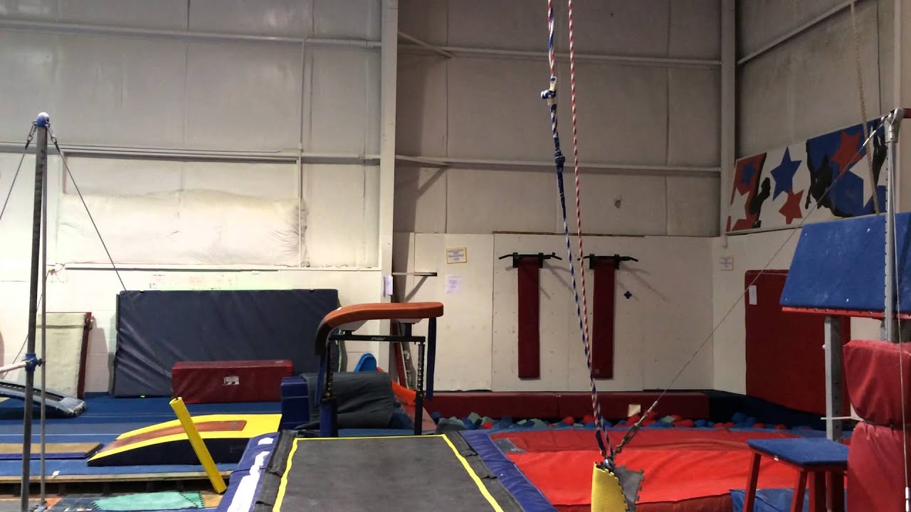 Yurchenko full vault - YouTube