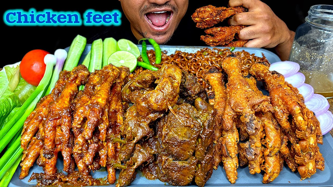 ASMR eating chicken feet fry, chicken liver gizzard with black beans ...