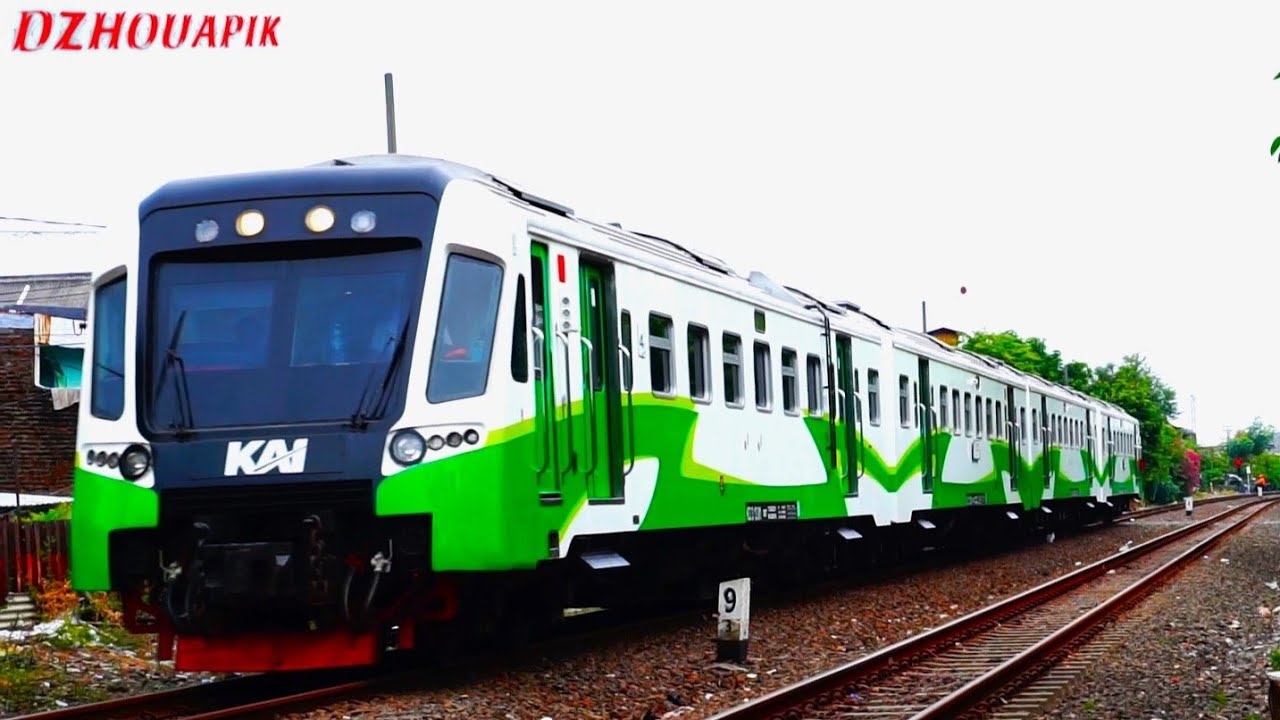 Kereta Komuter | Kereta Commuter Line| Train | KAI | Railway | Stasiun ...