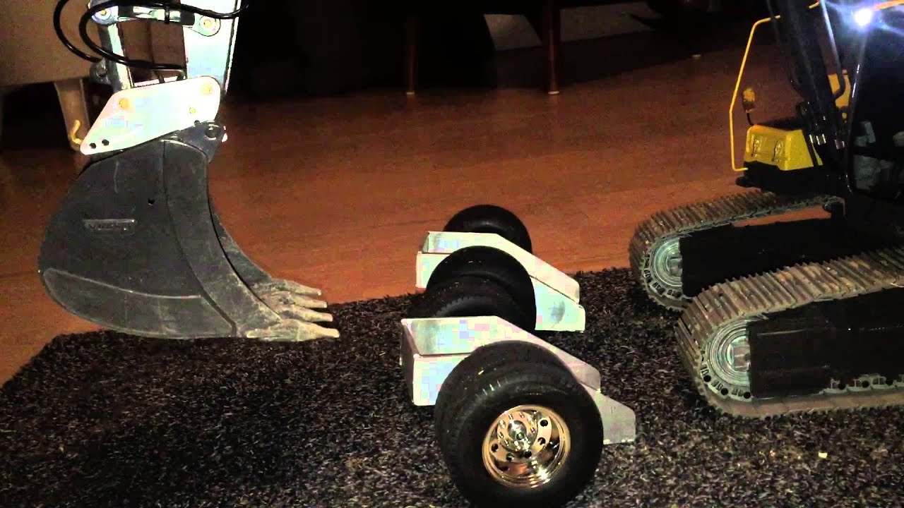 THS Volvo EC480D on Sleipner E50 excavator transport system - YouTube