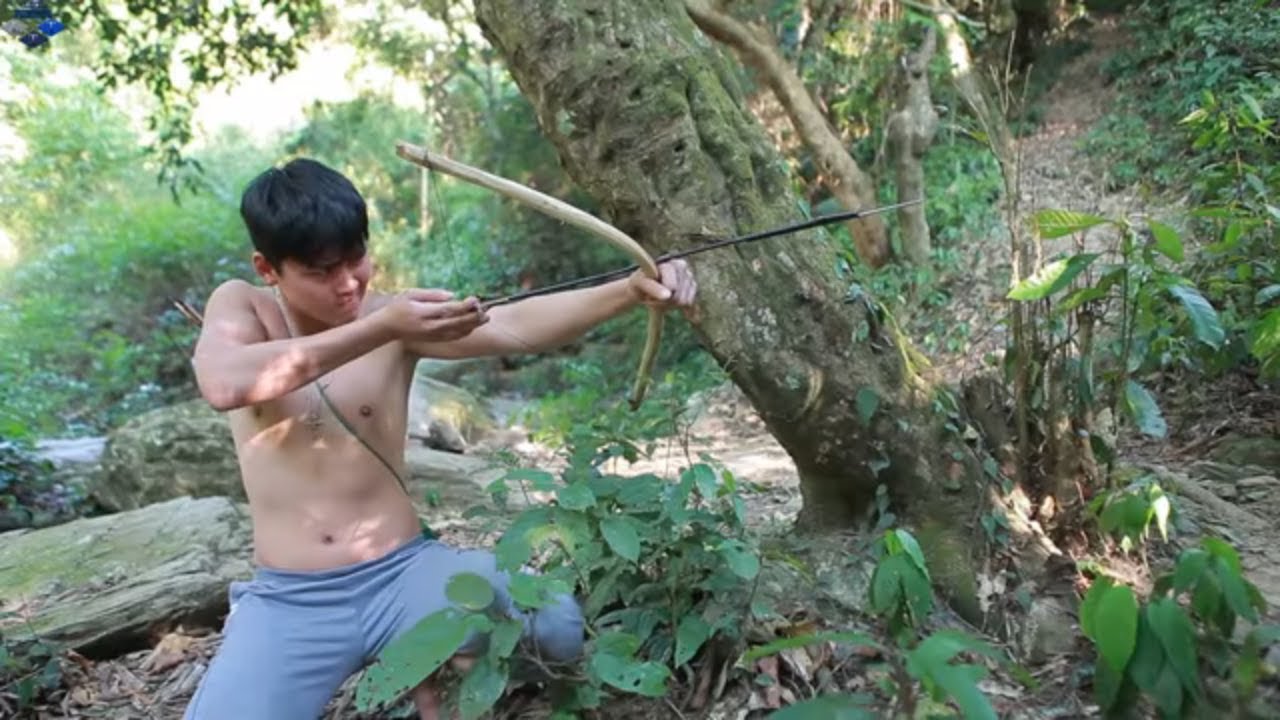 Primitive Life : How to create a bow and skills hunting wild chicken ...