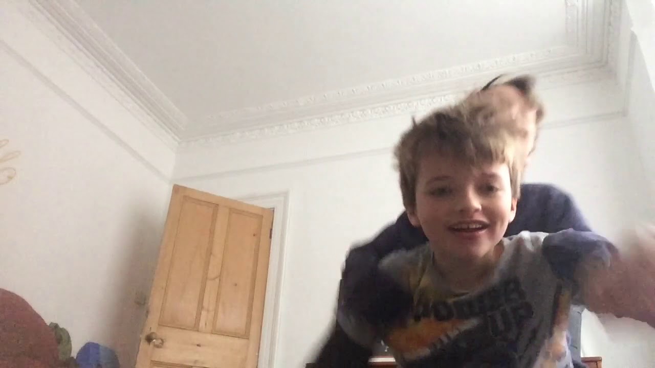 Ride the horsey - YouTube