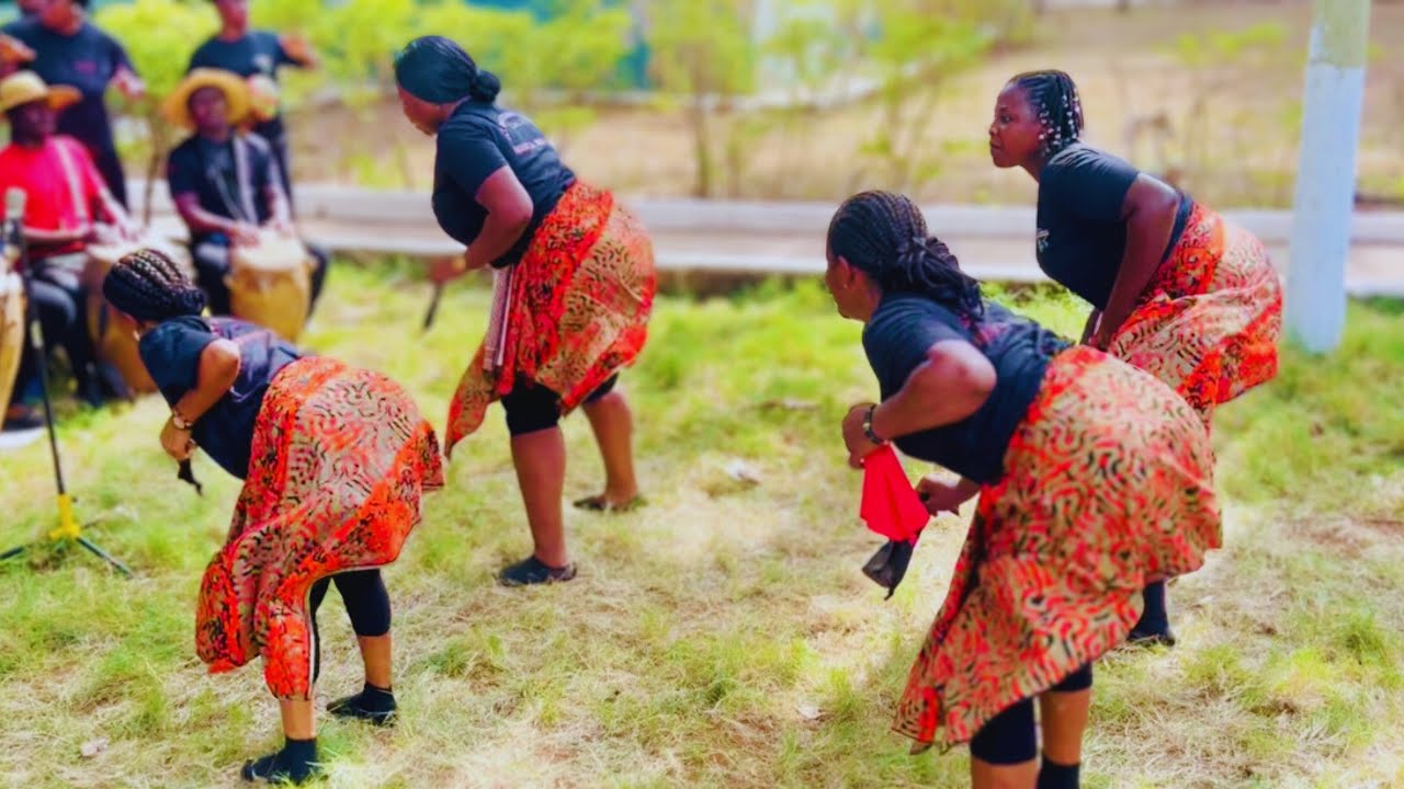 Best Renditions Of Efo Senyo Borborbor songs(final part) 🪐 - YouTube