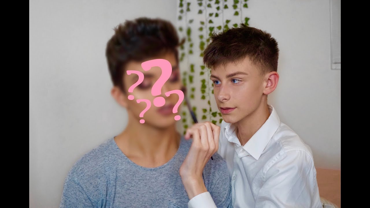 Matthew Taylor Does my Makeup (First Time) - YouTube