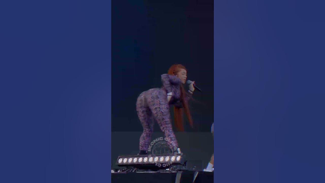 Ice Spice Twerking At Rolling Loud π³ Youtube