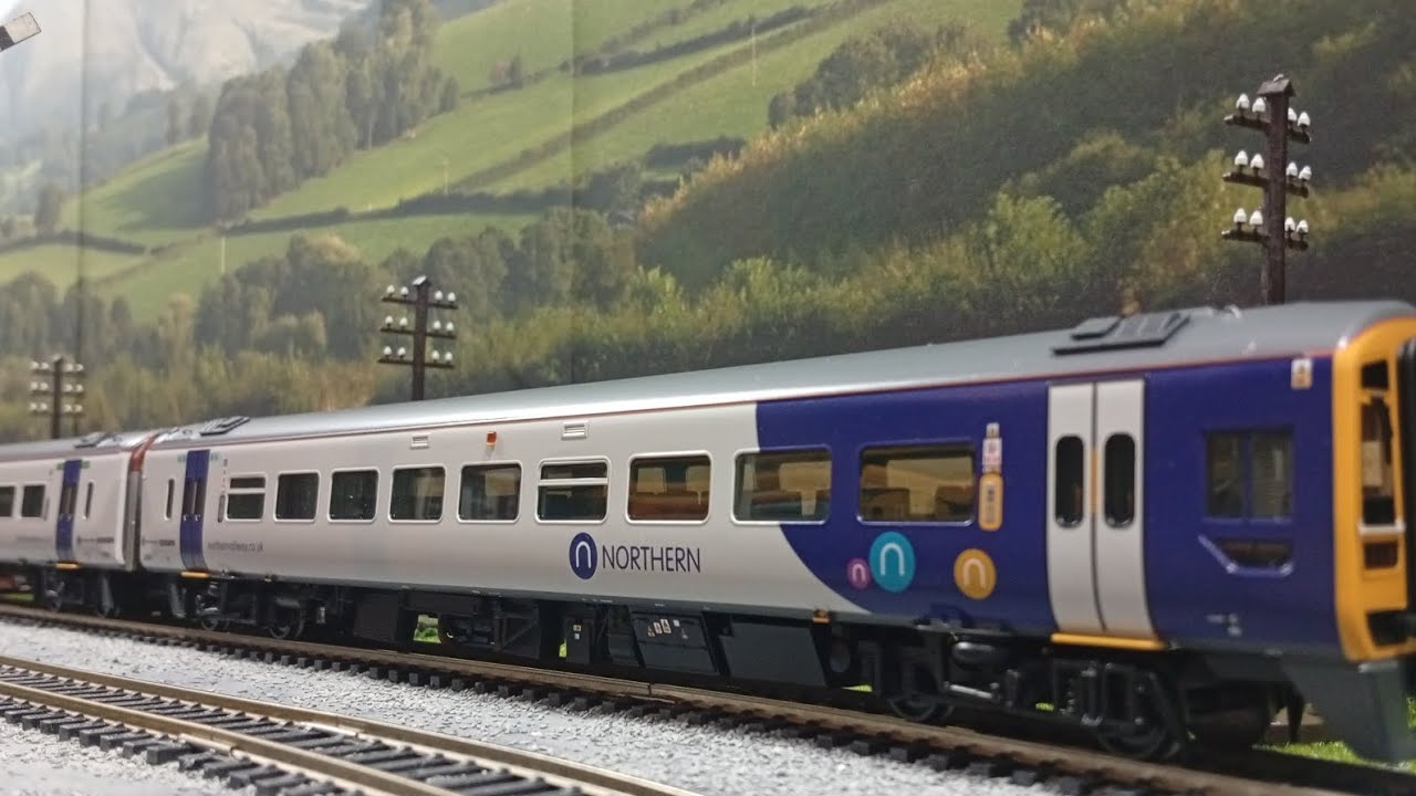 Class 158 Northern Rail DMU part 2. - YouTube