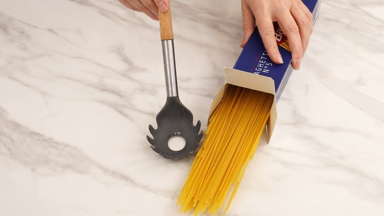 Spaghetti spoon has feature that few people use - YouTube